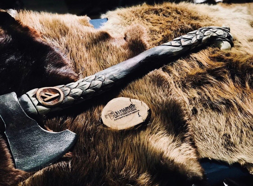 Eagle Axe – vikingarmoury